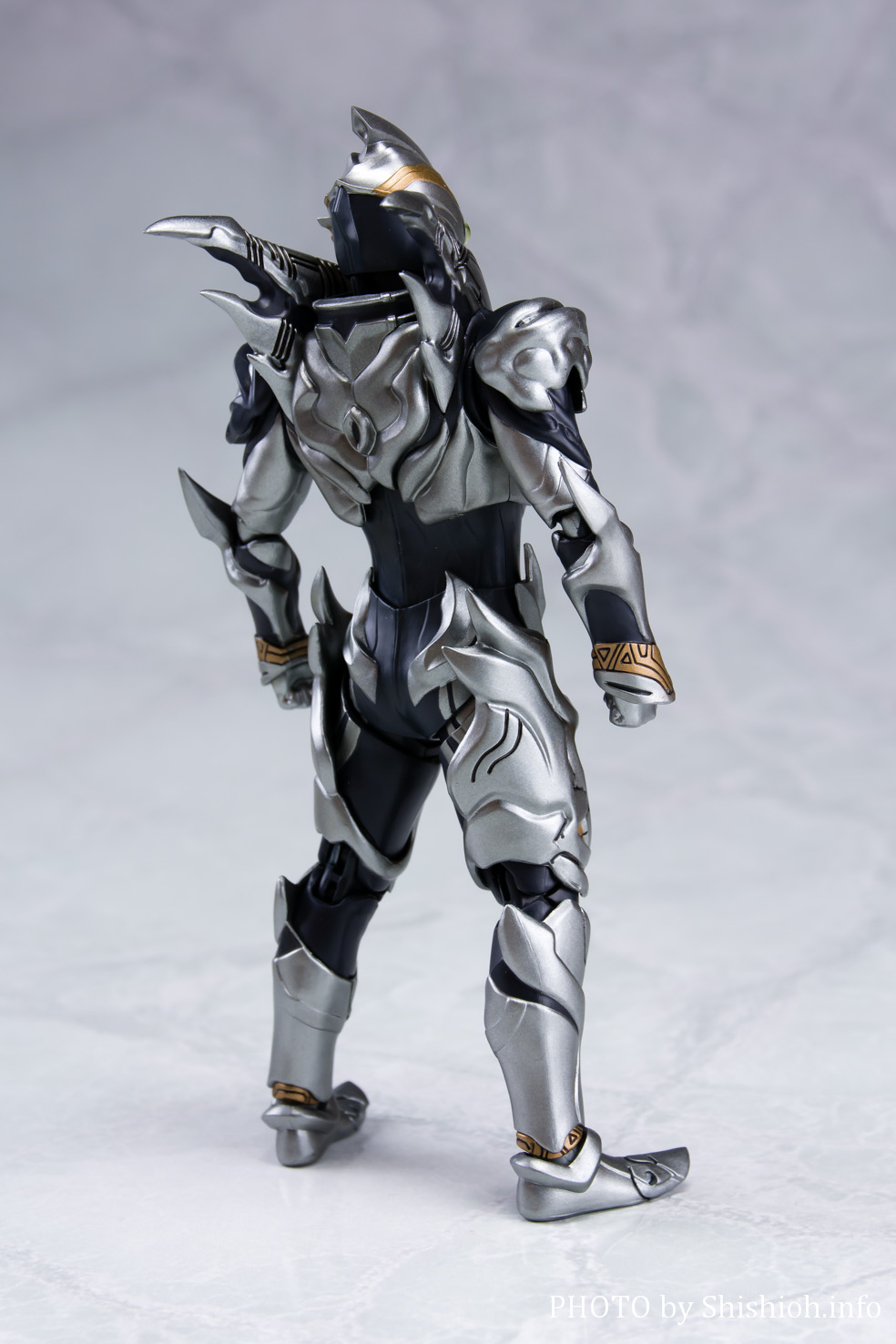 【レビュー】S.H.Figuarts トリガーダーク