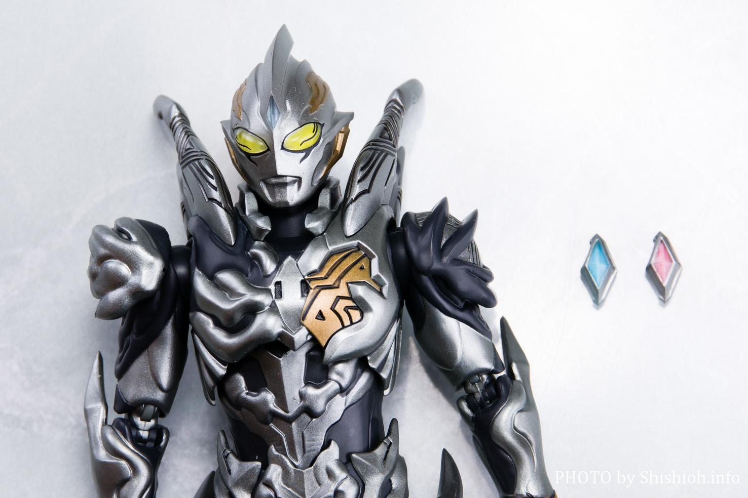 【レビュー】S.H.Figuarts トリガーダーク