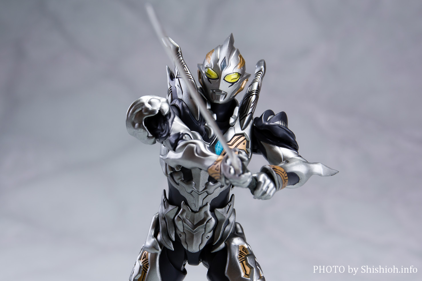 【レビュー】S.H.Figuarts トリガーダーク